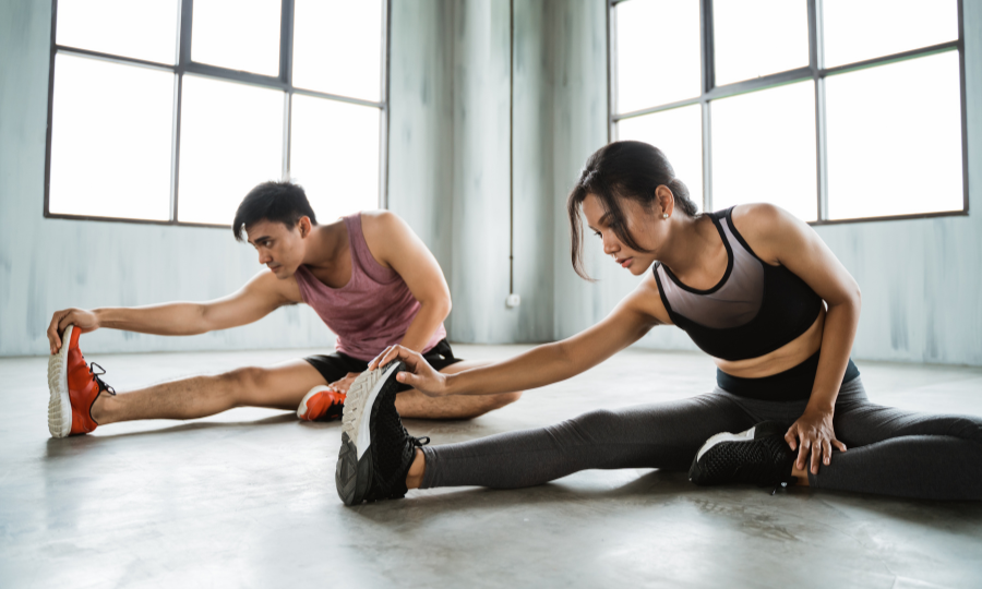 Static vs. Dynamic Stretching: Choosing the Right Approach